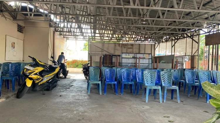 Persiapan Ibadah Jumat Agung di Paroki Raja Damai Tikala Baru Manado ...