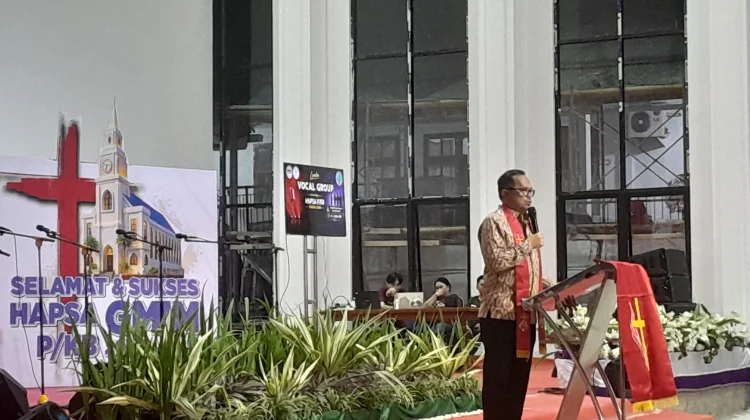 Moment Ibadah Pembukaan Lomba Vokal Grup Semarak Hapsa P/KB GMIM 2026 ...