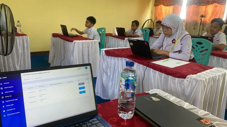 Pemantauan Pelaksanaan Seleksi OSN 2026 oleh Kadisdikbud Kota Tual ...