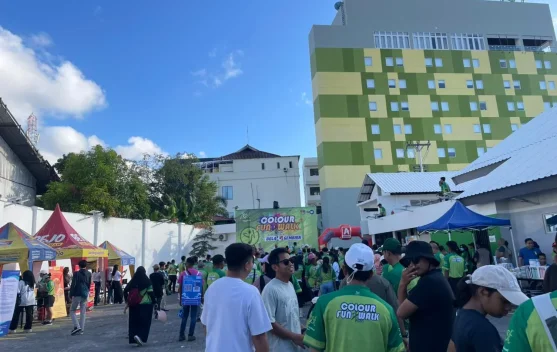 Color Fun Walk, Ratusan Warga Ikut Jalan Santai dan Zumba Bersama - RRI ...
