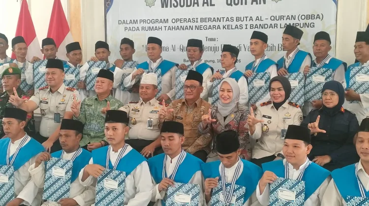 Inspiratif, Puluhan Warga Binaan Rutan Bandar Lampung Lulus Wisuda Al ...