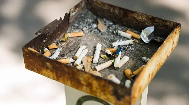 Abu Rokok ternyata Bisa Jadi Penguat Lem, Ini Penjelasannya - RRI.co.id