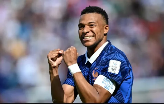 Mbappe Ukir Rekor,Prancis Awali Piala Dunia dengan Kemenangan Dramatis ...