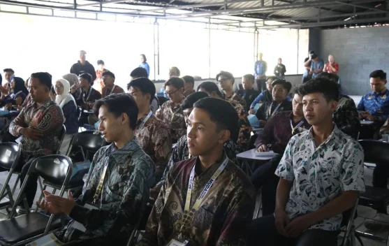 Libatkan Ratusan Pelajar IPI Garut Gagas Sekolah Legislatif - RRI.co.id