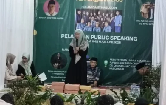 Al-Furqon Gelar Pelatihan Public Speaking - RRI.co.id