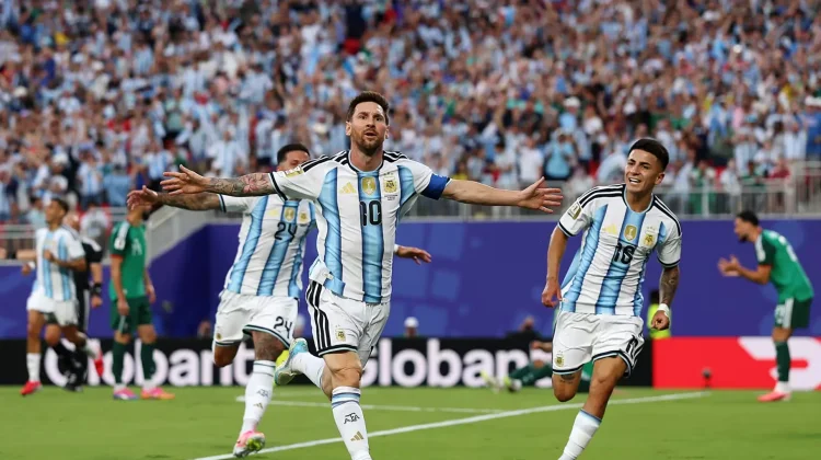 Hattrick Kontra Aljazair, Messi Samai Rekor Klose Cetak Gol Terbanyak ...