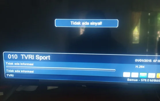 Gangguan Sinyal, Membuat Warga Kesulitan Menyaksikan Pertandingan Piala ...