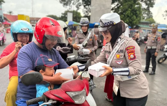 Polantas Bone Gencarkan Aksi Sosial Sekaligus Edukasi Keselamatan ...