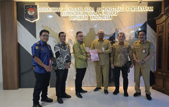 Wabup Bone Perjuangkan Hibah Armada Damkar, Kemendagri Beri Sinyal ...