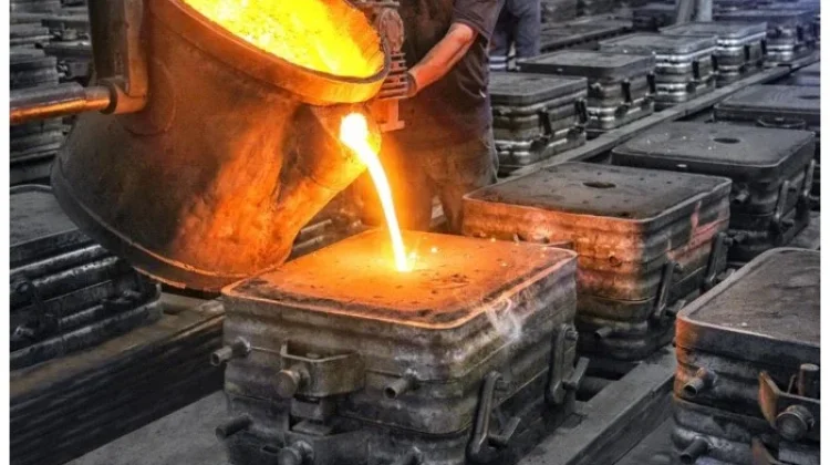 Mengenal Pengecoran: Proses "Sulap" Logam Cair Menjadi Produk Bernilai ...
