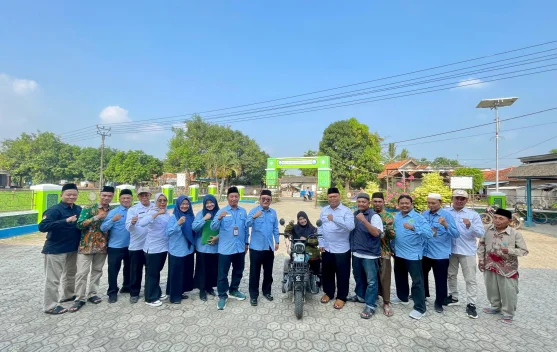 Dedikasi Guru Difabel Indramayu Dapat Apresiasi Kemenag - RRI.co.id