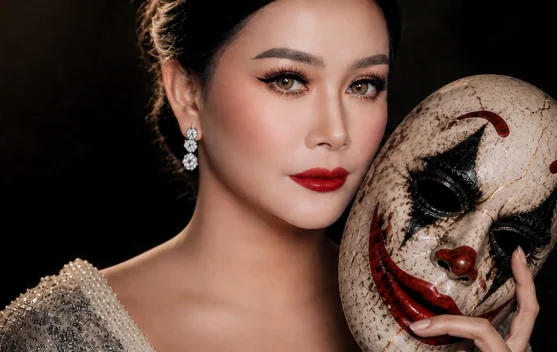 Rere Reina Rilis Single Pop Broadway "Senyum di Balik Topeng" - RRI.co.id