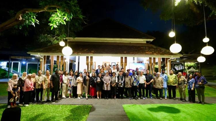 Global Delegates in Banyuwangi Explore Sustainable Timber Practices ...