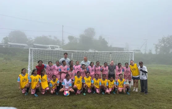 German Women’s Football Club Inspires Girls in Eastern Indonesia - RRI ...