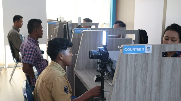 Penerbitan Paspor di Imigrasi Entikong Menurun - RRI.co.id