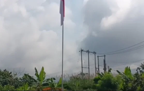Gunung Semeru Kembali Erupsi, Warga Diminta Waspada - RRI.co.id