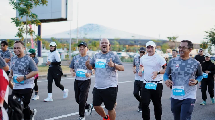 Ribuan Pelari Meriahkan Kediri Half Marathon 2026 di Bandara Dhoho ...