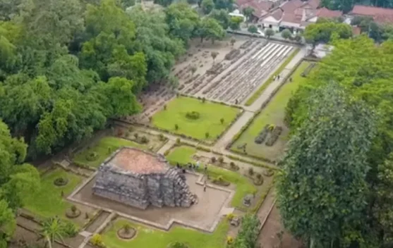 Daya Tarik Relief Sri Tanjung di Wisata Candi Surowono Kediri - RRI.co.id