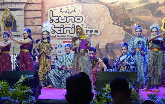 Festival Kuno-Kini Gerakkan Ekonomi Kreatif - RRI.co.id