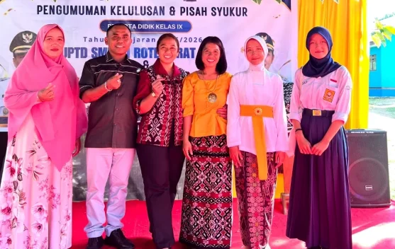 Simson Polin Titip Pesan untuk Masa Depan Siswa-Siswi Rote Ndao - RRI.co.id