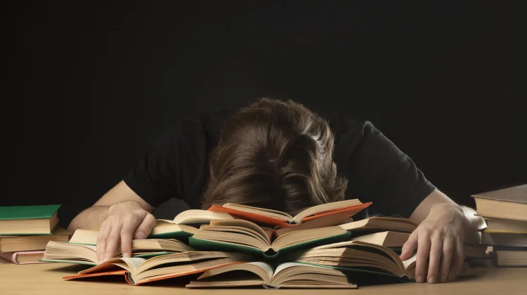 'Reading Slump', saat Minat baca Menurun dan Cara Mengatasinya - RRI.co.id