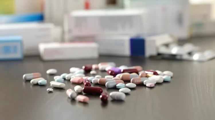 Obat Paten dan Obat Generik, Persamaan dan Perbedaan dalam Pengobatan ...