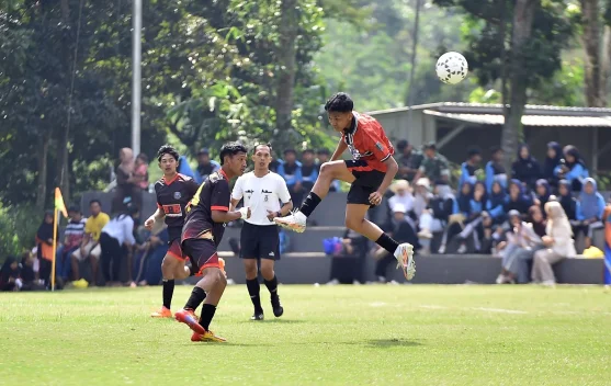Puluhan Tim SMP Berebut Juar Liga Sepak Bola Piala Bupati Pasuruan ...