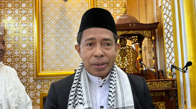 Khatib: Kurban dan Haji Hakikatnya Mendekatkan Diri kepada Allah - RRI ...