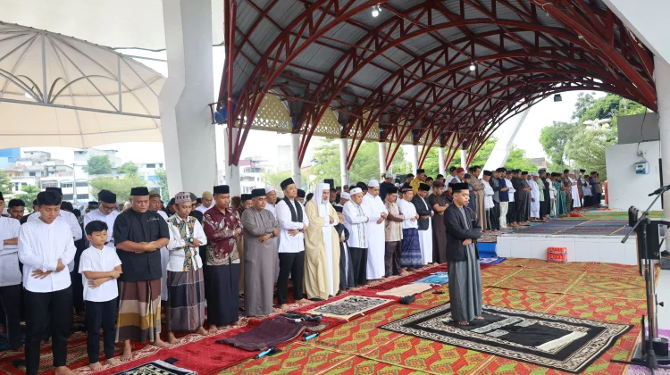 Salat Iduladha di Tanjungbalai Berlangsung Khusyuk dengan Cuaca Cerah ...