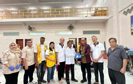 Lions Club dan Vihara Tri Ratna Gelar Donor Darah - RRI.co.id