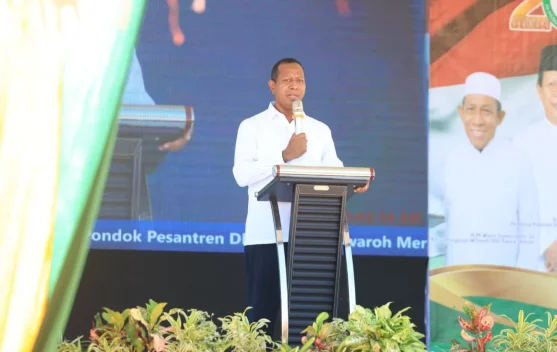 Gubernur Apolo Ajak Ponpes DDI Al-Munawwaroh Siapkan Generasi Masa ...