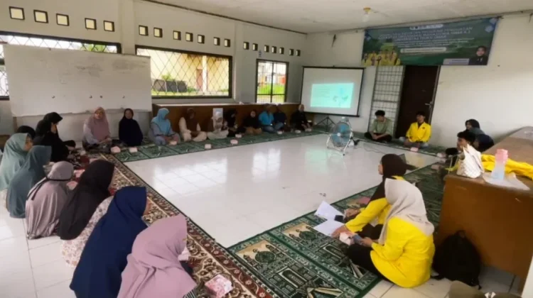 HIMA K3 UTU Gelar Sosialisasi dan FGD PPK Ormawa di Desa Kuala Bubon ...