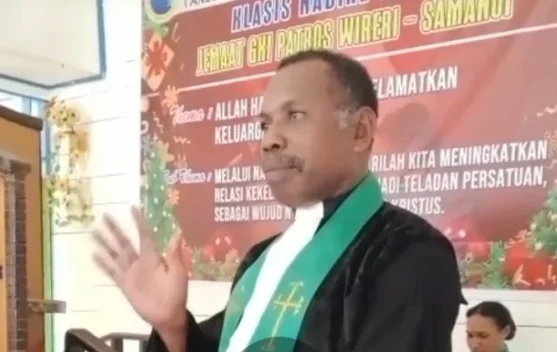 Ibadah Minggu Pagi di Jemaat GKI Patros Samanui Klasis Nabire Timur ...