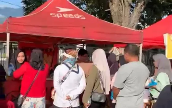 Bakso Goreng Ikan Mekar, Jajanan Favorit yang Selalu Ramai di CFD Palu ...