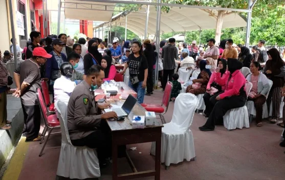 Hari Bhayangkara ke-80, Ribuan Warga Sigi Serbu Layanan Pengobatan ...