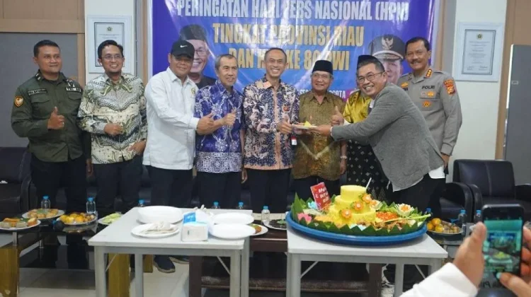 Turut Semarakkan Hari Pers Nasional dan HUT ke-80 PWI Riau - RRI.co.id