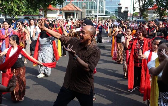 Lengger Bicara 2026 Perkuat Wisata Budaya Banyumas - RRI.co.id