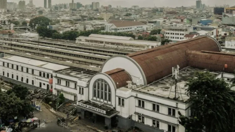 KAI Rawat 656 Aset Bersejarah Sepanjang 503,5 Juta Perjalanan 2025 ...