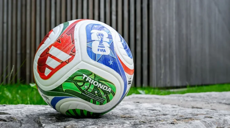 "TRIONDA" Bola Resmi Piala Dunia 2026, Usung Desain Tiga Negara Tuan ...