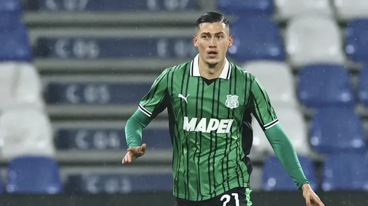 Nilai Pasar Jay Idzes Naik Tajam usai Tampil Konsisten di Serie A - RRI ...