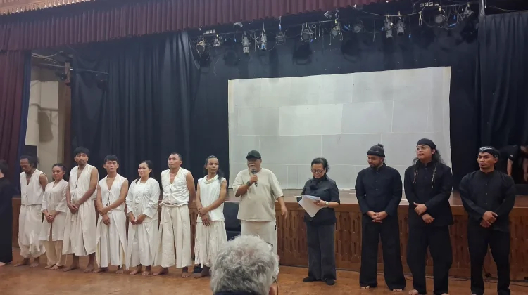 Dari Bencana ke Harapan, 'Under the Volcano' Tampil di Venesia - RRI.co.id