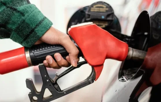 Simak Daftar Lengkap Harga BBM Pertamina di Seluruh SPBU per 17 April ...