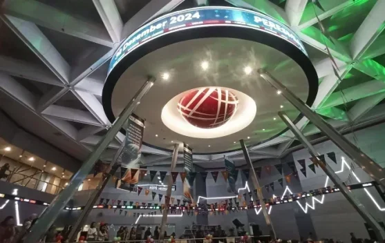 IHSG ditutup menguat tipis 0,08 Persen di Level 6,177 setelah Bergerak ...
