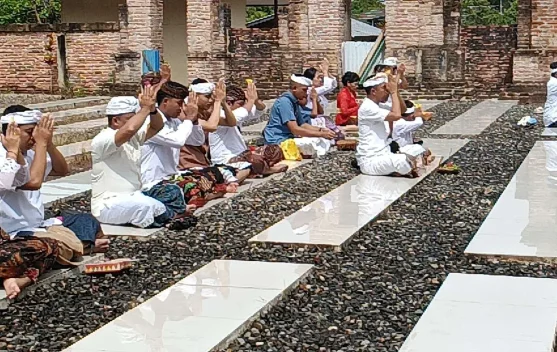 Simak Makna Simbol Penjor hingga Gebogan Perayaan Hari Raya Galungan ...