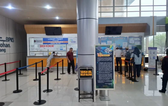 Alur Check-In Kendaraan dan Pejalan Kaki di Pelabuhan Balohan Bakal ...