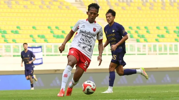 Bali United Lepas M. Rahmat dan Yabes Roni Jelang Musim Baru - RRI.co.id