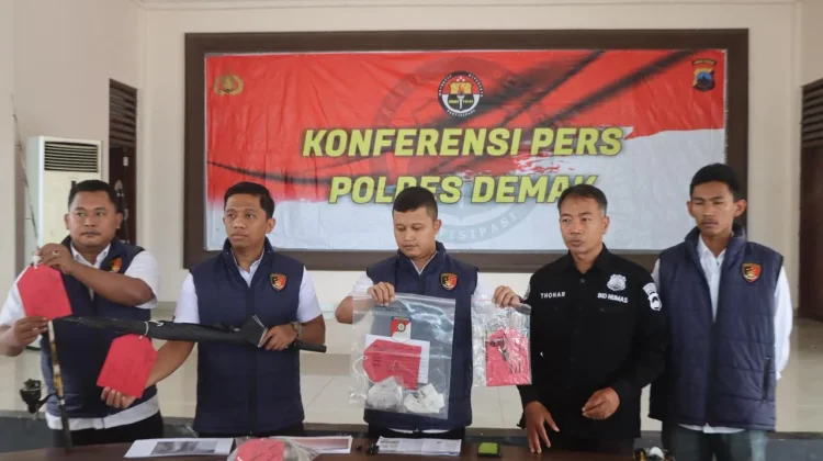 Satreskrim Polres Demak Ringkus Pelaku Pembakaran Dua Rumah di ...