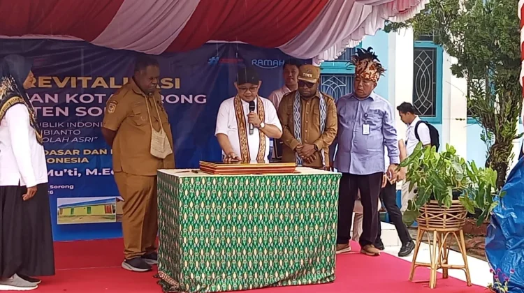 Elisa Kambu berharap Pemerataan Pendidikan di Papua Barat Daya, - RRI.co.id