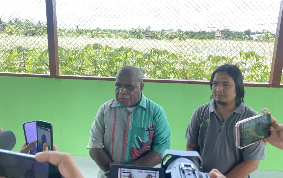 DLH PBD Dorong Pemanfaatan Maggot sebagai Pakan Alternatif Ternak dan ...
