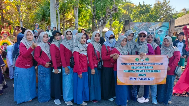 Karnaval Budaya MIN 3 Sumenep Meriah, Tanamkan Cinta Budaya sejak Dini ...